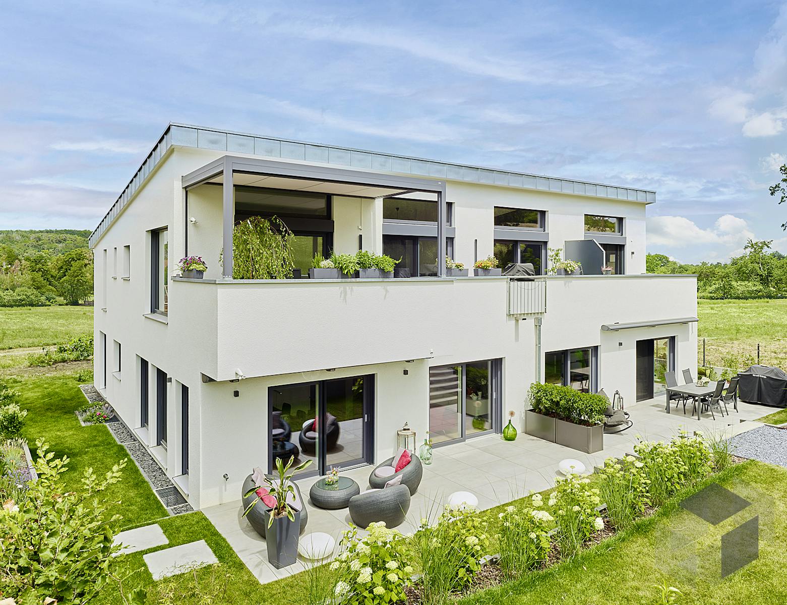 Fertighaus WEISS - Mehrfamilienhäuser - Dreifamilienhaus Chmel | Preisinfo