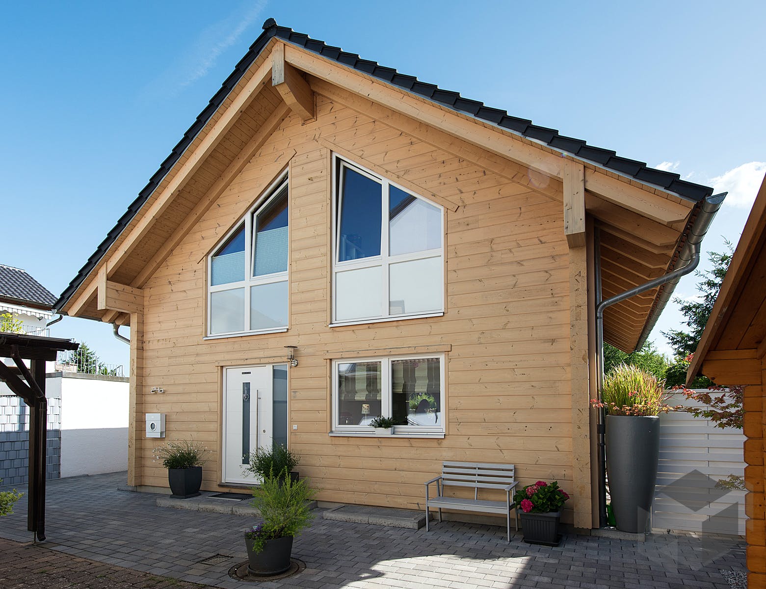 Fullwood Wohnblockhaus - Rheinglück | Preisinfo